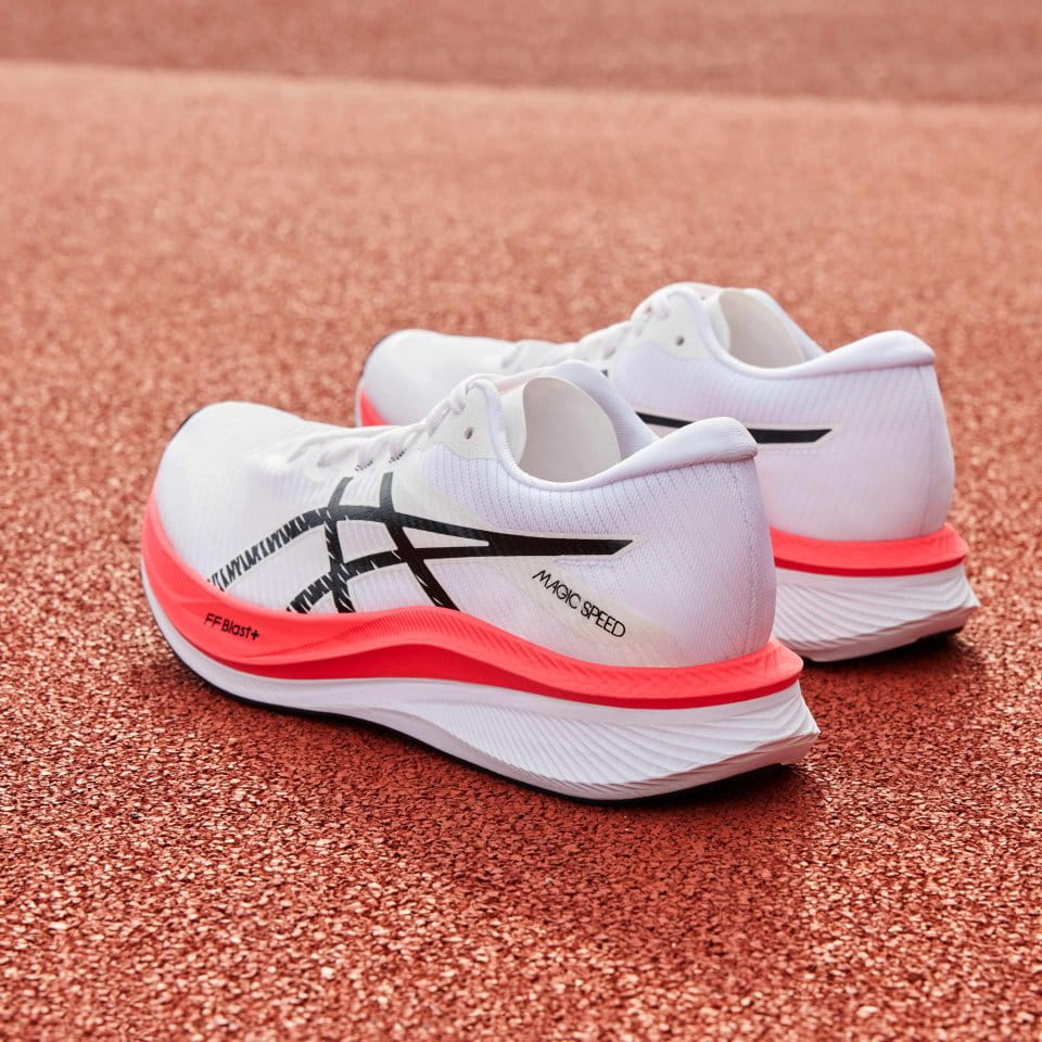 Laufschuhe ASICS MAGIC SPEED 3 - Top4Running.at
