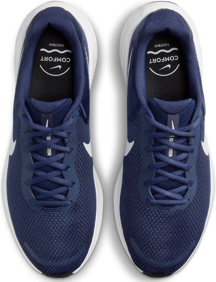 Running shoes Nike Revolution 7 - 11teamsports.ie