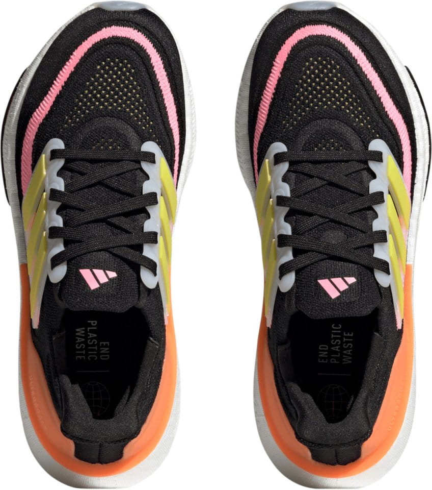 Обувки за бягане adidas ULTRABOOST LIGHT W - Top4Running.bg