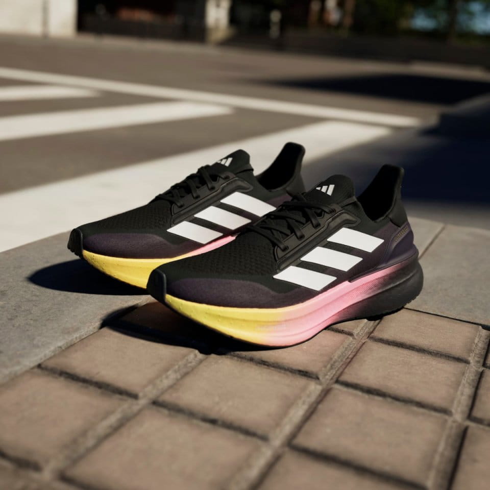 Adidas ULTRABOOST 5X Futócipő - Top4Running.hu