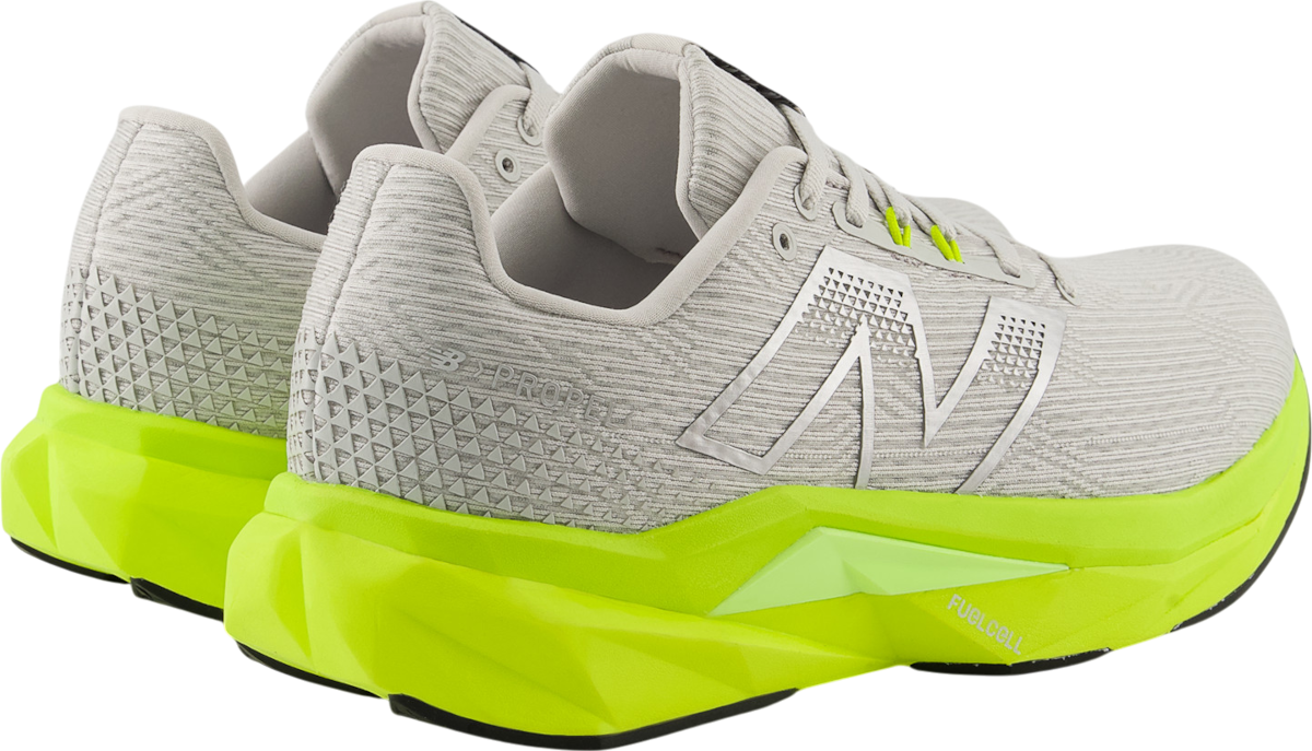 Hardloopschoen New Balance FuelCell Propel v5 - Top4Running.nl