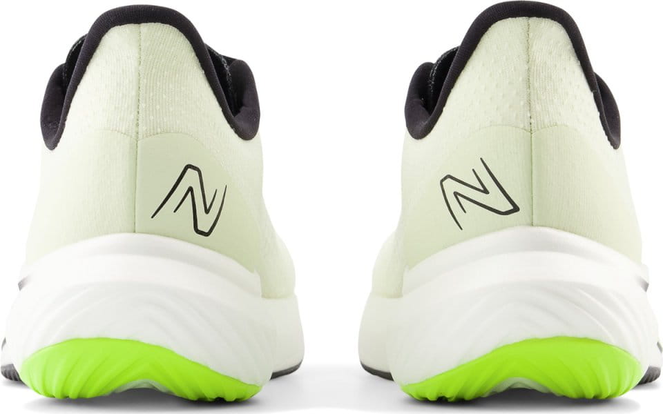 Running shoes New Balance FuelCell Rebel v3 - Top4Running.ie