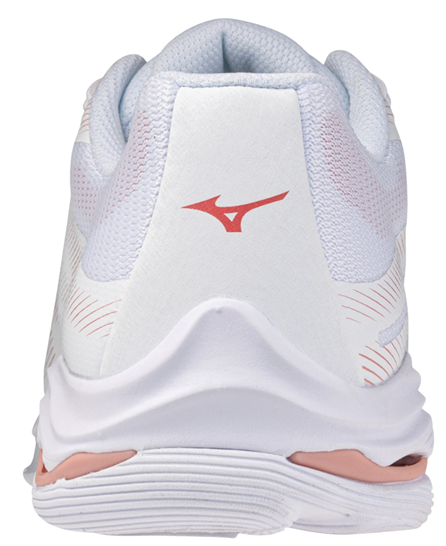 Notranji čevlji Mizuno Wave Lightning Pro - WePlayVolleyball.si